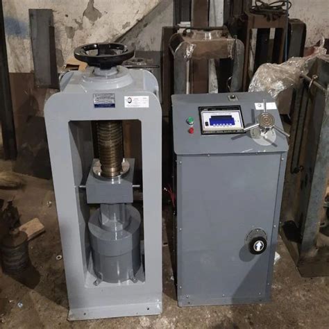 Digital Compression Testing Machines KN Semi Automatic At In Delhi
