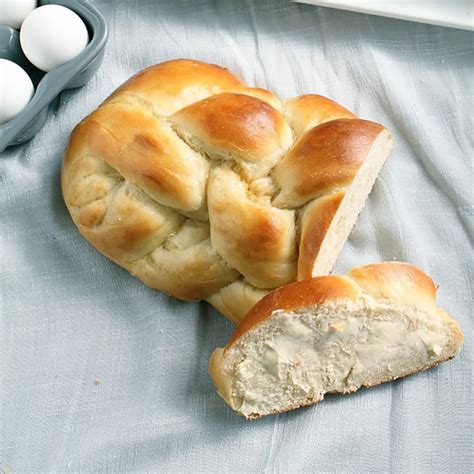 Simple Challah Bread Life As A Strawberry