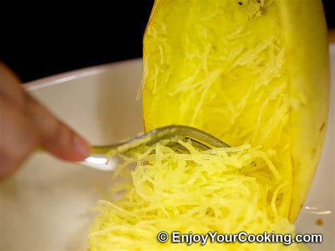Roasted Spaghetti Squash With Tomato Basil Sauce Recipe My Homemade