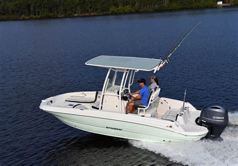 206CC Center Console Stingray Boats