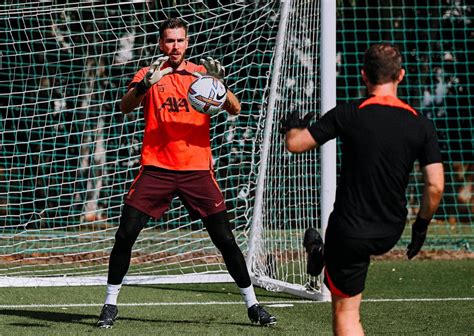 Training Photos Jordan Henderson Visits As Reds Prepare For Ac Milan