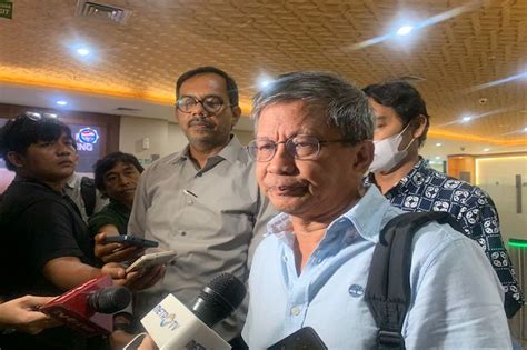 Rocky Gerung Mengaku Dicecar 40 Pertanyaan Kasus Penyebaran Berita