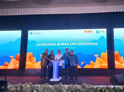 Bursa CPO Resmi Diluncurkan Harga Kelapa Sawit Indonesia Tak Lagi