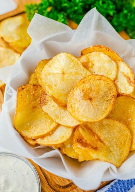 طرز تهیه چیپس سیب زمینی ترد و خوشمزه با سرخ کن بدون روغن