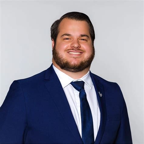 Vincent Buzzy Linkedin