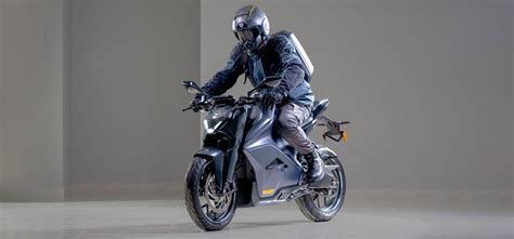 Indias Fastest Electric Motorcycle Ultraviolette F77 Details