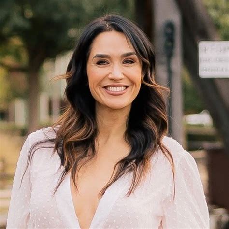 Diana Cuevas Niles Diananiles • Threads Say More