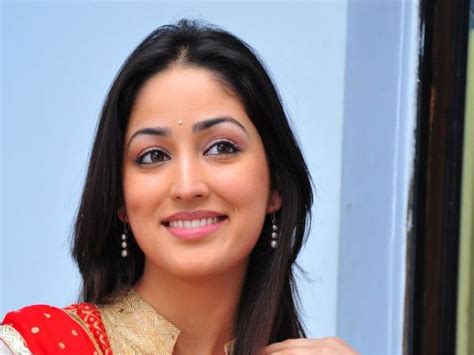 Yami Gautam In Fair Lovely Ad 1024x768 Wallpaper