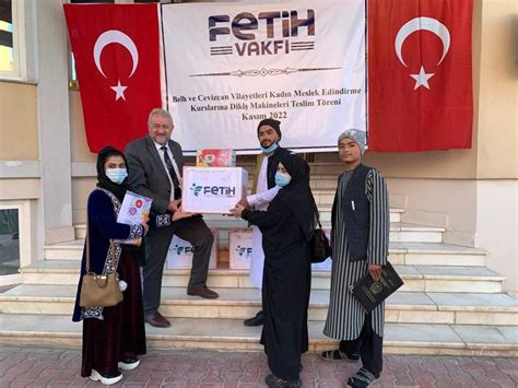 Fetih Vakfı ndan Afganistan a dikiş makinesi yardımı