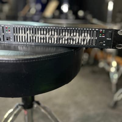 Alesis M EQ 230 Duel 1 3 Octave Precision Equalizer Reverb UK