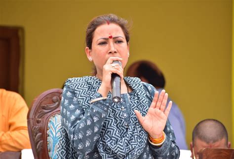 नैनीताल की प्रभारी मंत्री रेखा आर्या ने सुनी जनता की समस्याएं