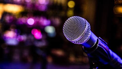 Virginia Beachs Funny Bone Comedy Club Reopens For Laughs