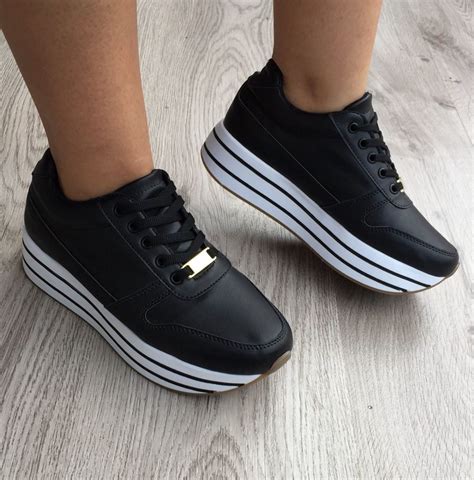 Tenis Negros Para Mujer De Moda Moda Y Estilo
