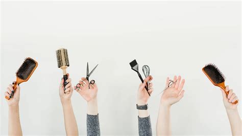 Cómo limpiar tu cepillo d pelo como un profesional Salon Secret