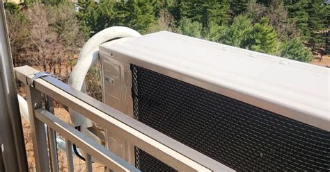 저희집에 시스템 에어컨 하려고 원래있던 에어컨 떼서 부모님집으로 이전 설치했어요 꼼꼼하게 뒷처리까지 잘해주시고 가셨어요 넘 만족합니다☺️ 숨고 숨은고수