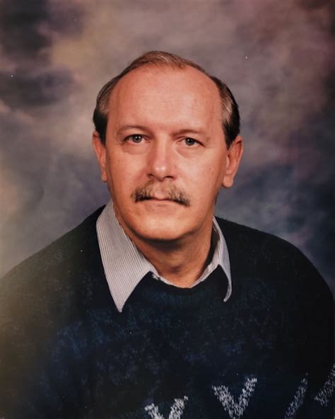 Wayne Mobley 67 Wtre Radio