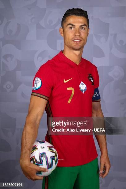 Cristiano Ronaldo Poses Photos And Premium High Res Pictures Getty Images