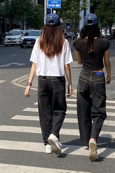 봄에 입기 좋은 청바지 코디
