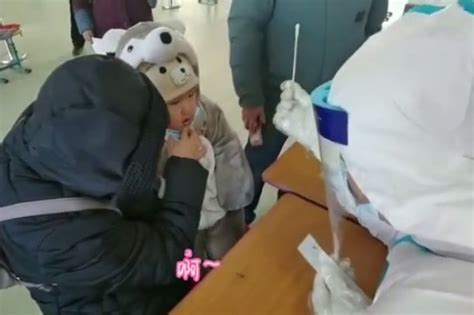沈阳抗疫在行动沈北核酸检测 我们也要可可爱爱 凤凰网视频 凤凰网