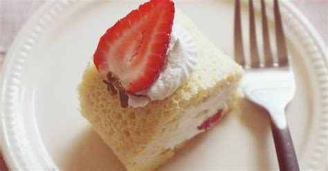 딸기 롤케이크 만들기