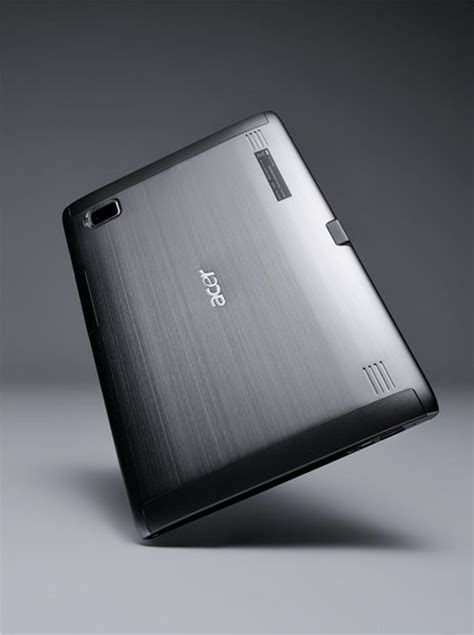 Acer Squeezes Out Whopping 4 8 Inch Android Smart Phone And Three