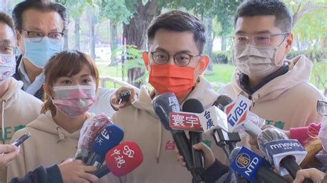 新北消防員外洩恩恩案音檔自首 卓冠廷轟：侯市府追殺吹哨者｜四季線上4gtv