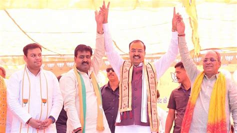 Deputy Cm Keshav Prasad Maurya Told Sp Bsp And Congress In Icu Amar