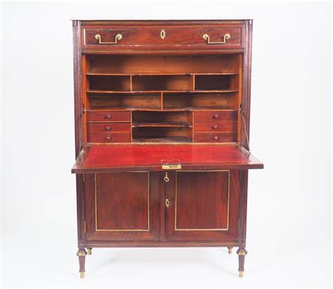 Lot de Secrétaire à abattant Louis XVI dessus marbre blanc au prix de à en vente aux