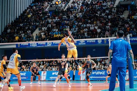 លោកអភិសន្តិបណ្ឌិត ស សុខា សូម អបអរសាទរ ក្រុម បាល់ទះ ជម្រើស ជាតិ កម្ពុជា