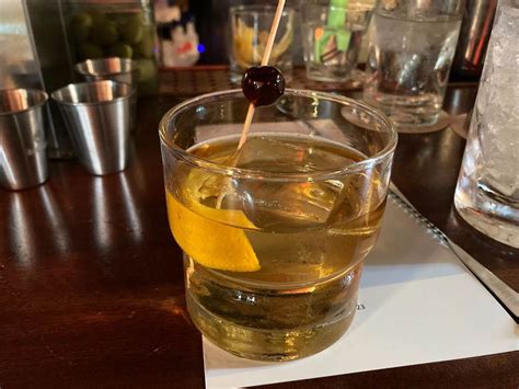 Photos The Edisons Shaken And Stirred Cocktail Classes Are A Unique And