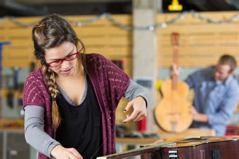 How To Restring A Classical Guitar Guide Guitar Space