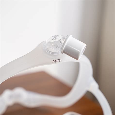 Philips Respironics Dreamwear Silicone Pillows Cpap Mask With Headgear
