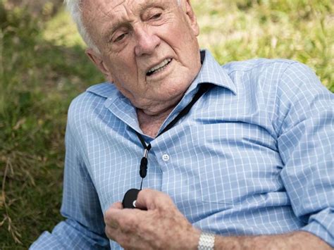 How Automatic Fall Detection For Elders Works