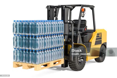 흰색 배경에 고립 된 포크 리프트 트럭 3d 렌더링에 수축 필름에 싸여 물 병 나무 팔레트 물병에 대한 스톡 사진 및 기타 이미지 물병 화물운반대 지게차 Istock