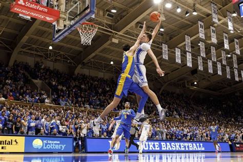 Nba準狀元超狂單臂隔扣！隊友觀眾全驚呆 媲美杜克怪物前輩 Ettoday運動雲 Ettoday新聞雲