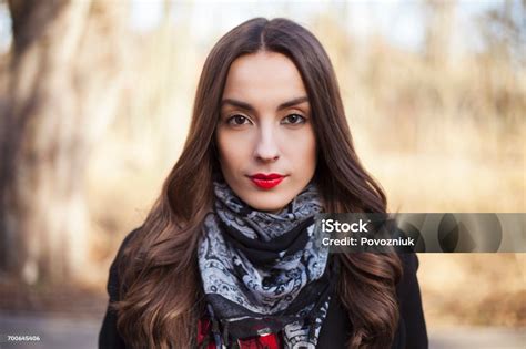 Potret Close Up Wanita Muda Cantik Foto Stok Unduh Gambar Sekarang