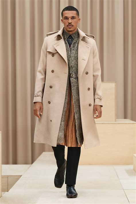 Burberry Fall 2021 Menswear Fashion Show Vogue