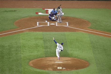 2023mlb世界大赛g2：德州游骑兵1 9亚利桑那响尾蛇 搜狐大视野 搜狐新闻