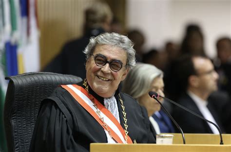 Novo Presidente Do Tst Defende Regulamentação De Trabalhos Uberizados