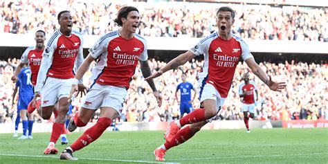 Arsenal 4 2 Leicester Stats Late Show Spares Arsenals Blushes