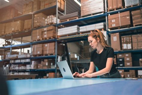 Cross docking estrategia para reducir costos logísticos Adock