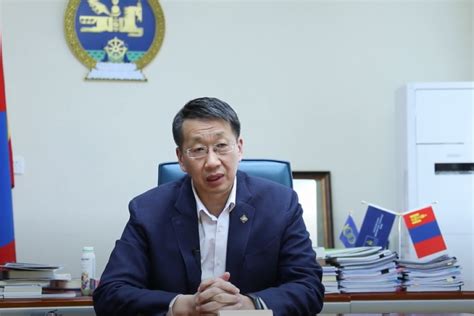 Л Энх Амгалан Багш нар өндөр цалин авахыг хүсвэл гүйцэтгэлд идэвхтэй