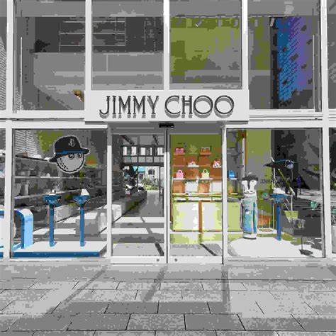 银座花园限时体验空间 Jimmy Choo 与 The Matcha Tokyo 合作打造 Jimmy Choo