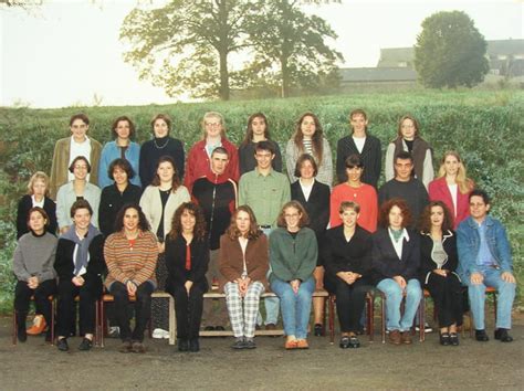 Photo De Classe Bts 1ère Année Assistant De Direction De 1998 La