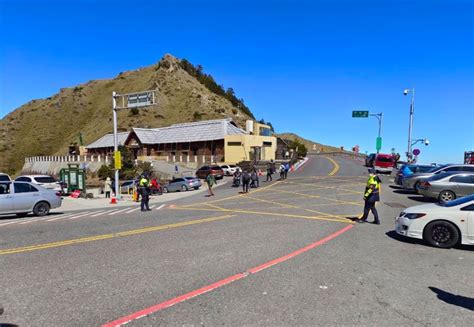 花警上下齊力執行疏導 中秋連假首日各地順暢