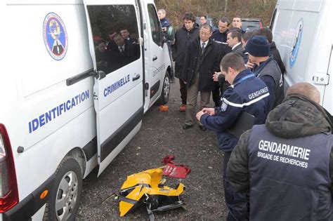 Crash en Gironde l hélicoptère localisé dans la Dordogne avec le