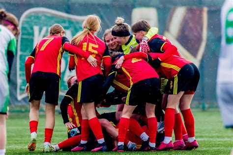 Сестри Зінько стали чемпіонками України U-16 - SPORT.IF.UA - Обласний ...