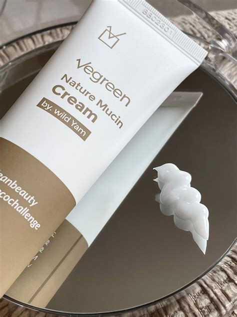 Review Vegreen Skin Barrier Reishi Serum Nature Mucin Cream