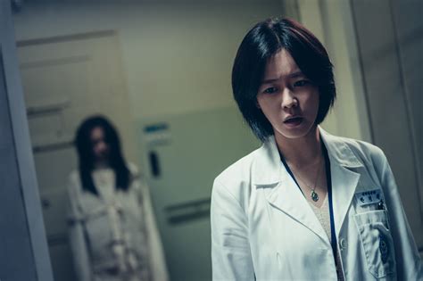 마동석 픽했던 경수진 거룩한 밤서 어떤 모습