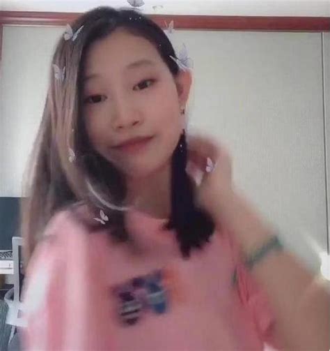 小瀋陽女兒翻唱女團舞，單眼皮成寶，網友：真是女大十八變 每日頭條